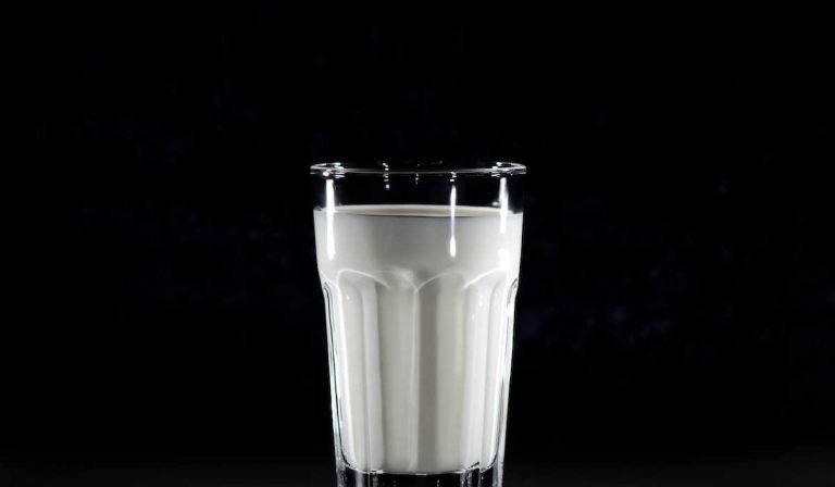 21 Best Foods For Strong Teeth And Gums